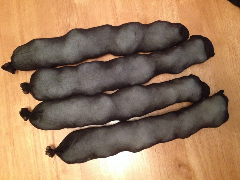 How to Make Your Own Spider Costume - Momma on the MoveMomma On The Move